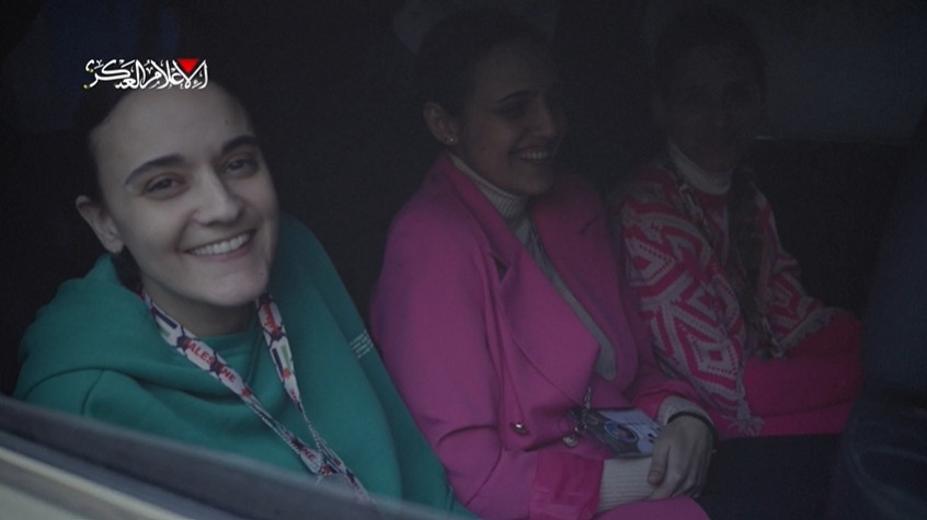 Tre pengjet e para izraelite nga Rripi i Gazës rikthehen te familjet ...